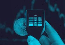 Public Ledger in Blockchain: The Definition and Use Cases